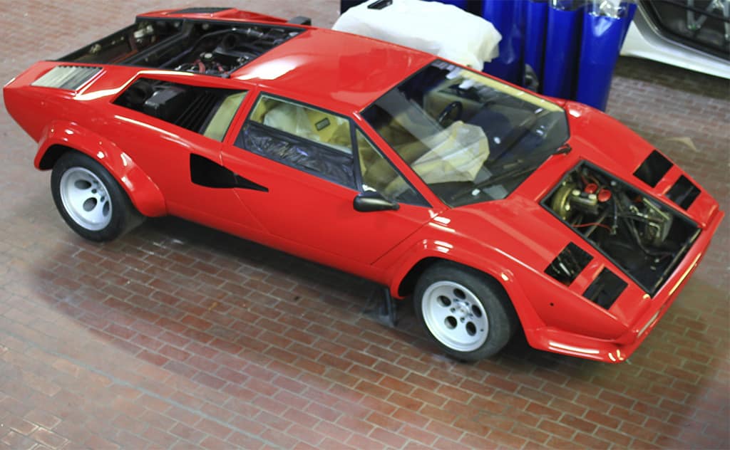 Restoration - Lamborghini Countach - Station